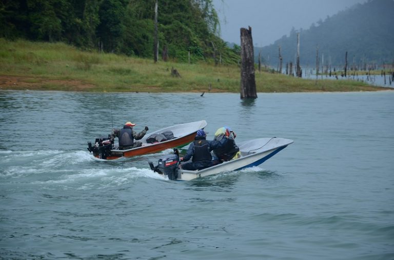 Cara Nak Selamat Mancing Atas Bot!!